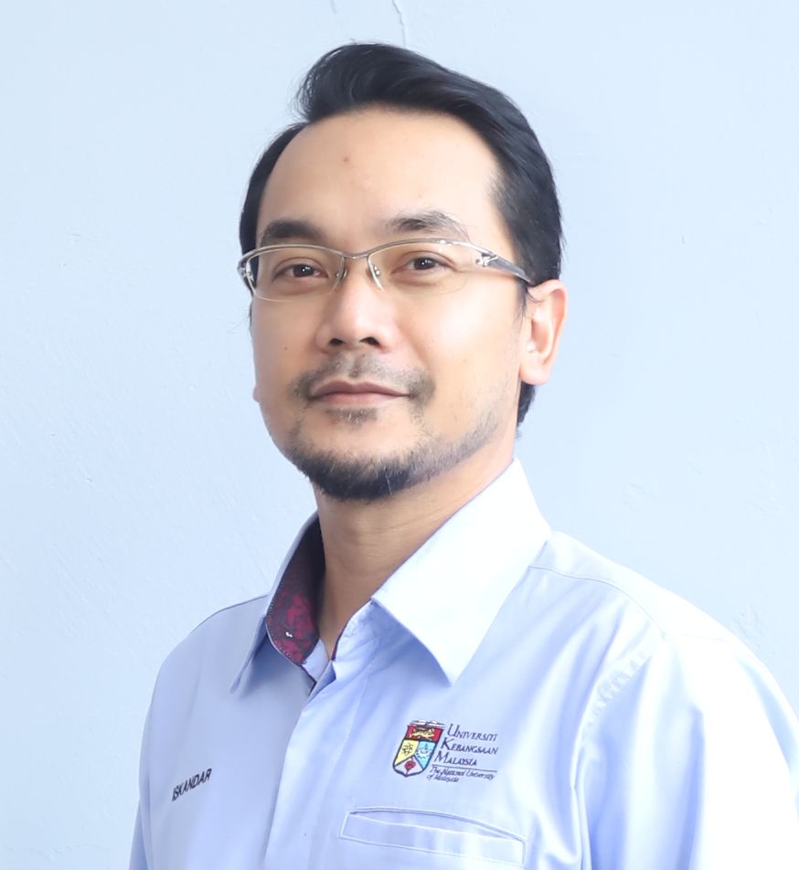 CURRICULUM VITAE DR. ISKANDAR BIN YAHYA