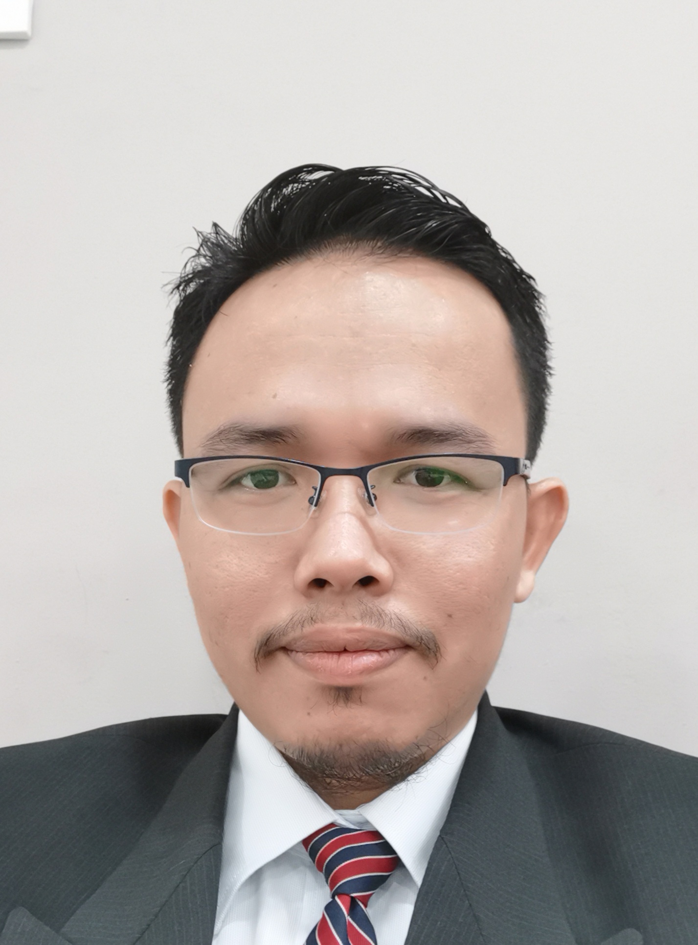 CURRICULUM VITAE DR. MOHD MANAWI BIN MOHD AKIB